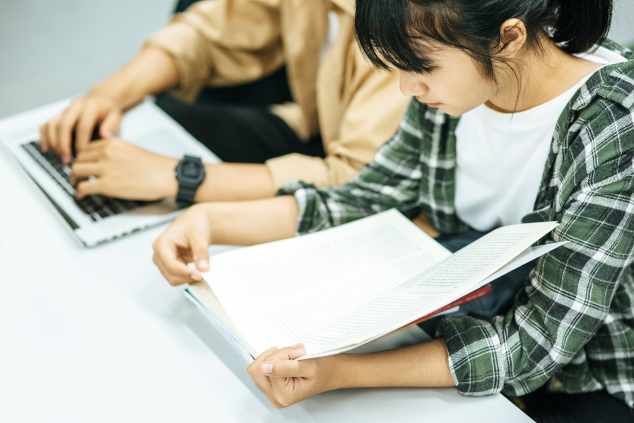Undergraduate Survival Tips from Fourth Year Student